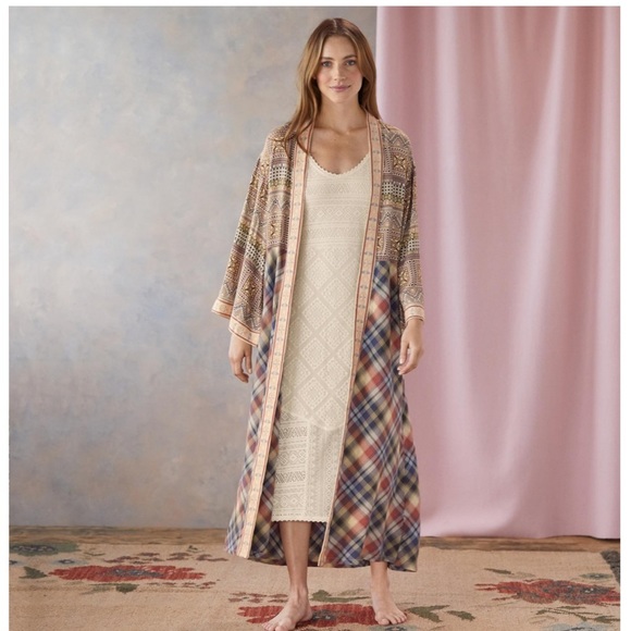 Sundance | Intimates & Sleepwear | Sundance Large Simple Comforts Robe ...
